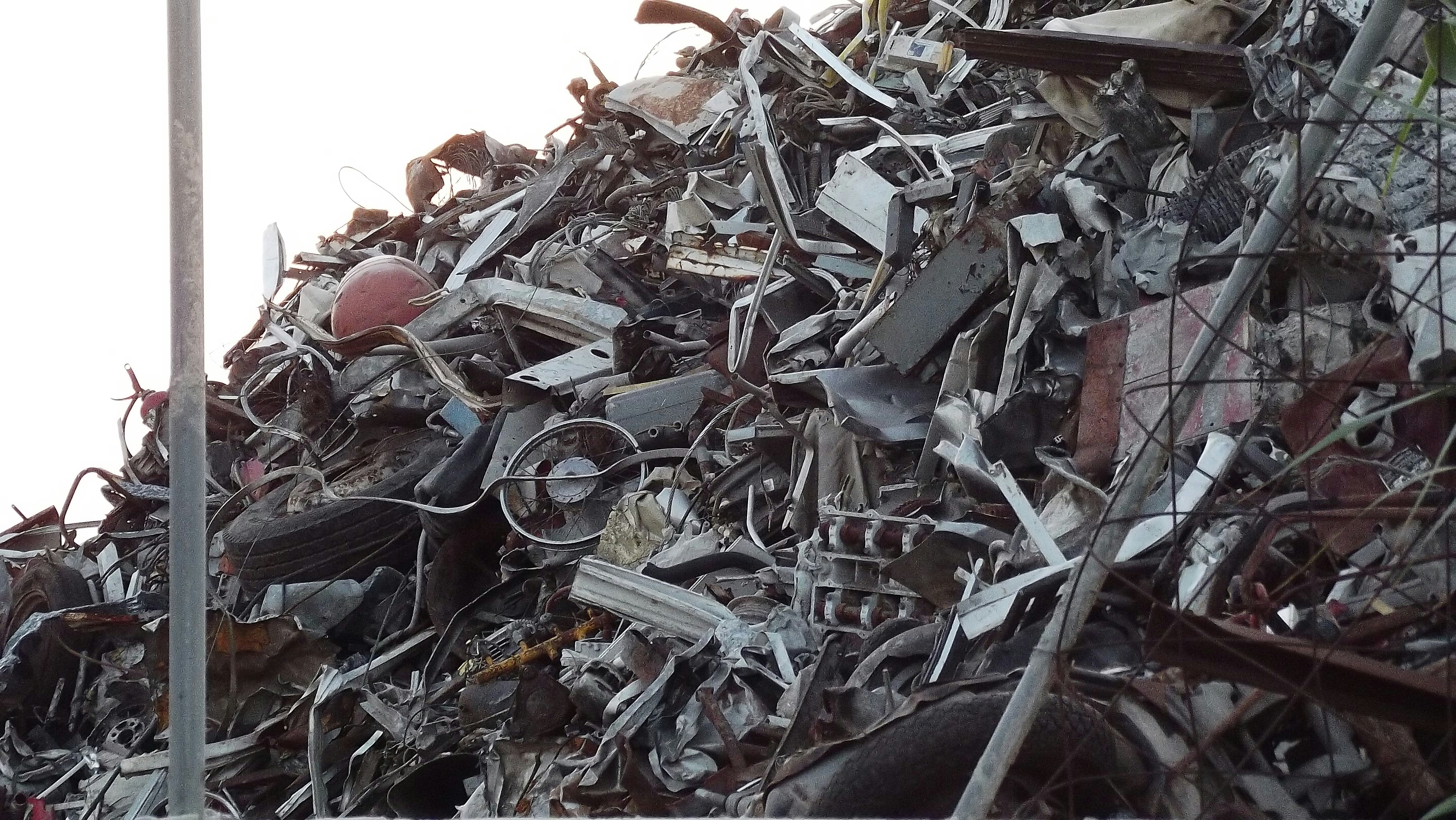Metal Shredding in London: Transforming Waste into Valuable Resources
